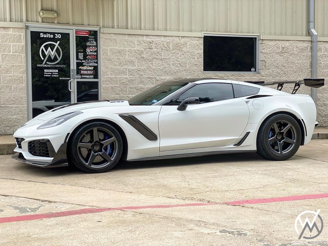 Cody's Whitehead Motorsports C7 Corvette ZR1 on Forgeline One Piece ...